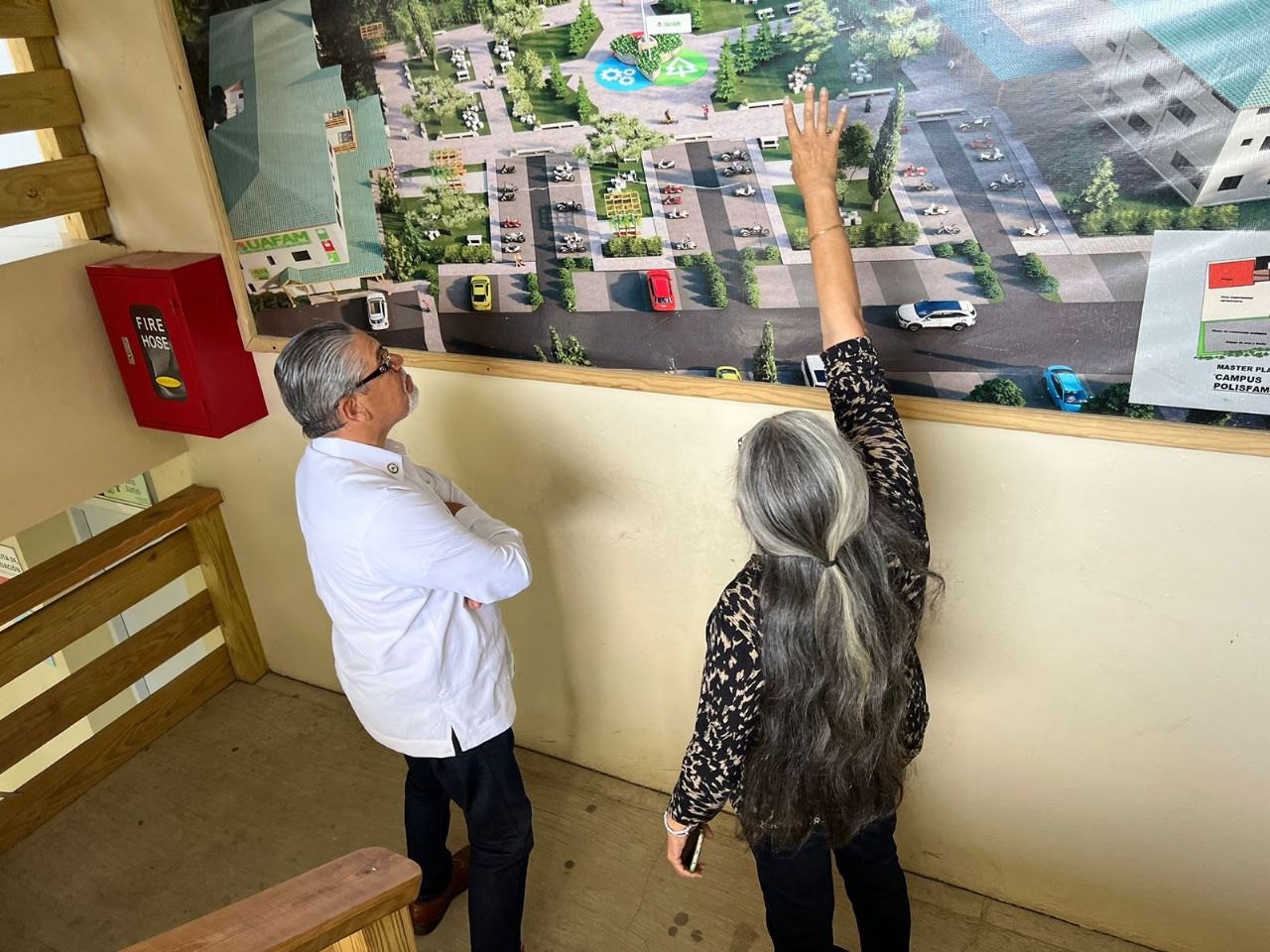 Rector ITSC visita la Universidad Agroforestal Fernando Arturo de ...